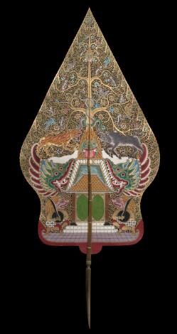 [Indonesian fan, the gunungan or mountain, the symbol of the unity of ...