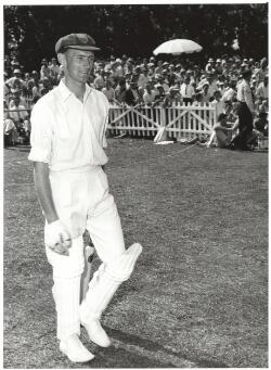[Photograph of Australian Test cricketer Brian Booth, 2] [picture]
