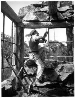 Danila Vassilieff building Stonygrad, Warrandyte c.1944 [picture]