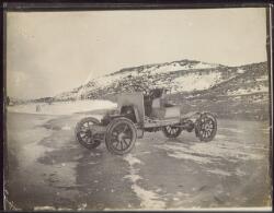 [Motor car, Shackleton Antarctic expedition, 1907-1909] [picture].