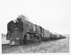 [Locomotive H220 on an up fast freight drifts towards Wallan, Victoria ...